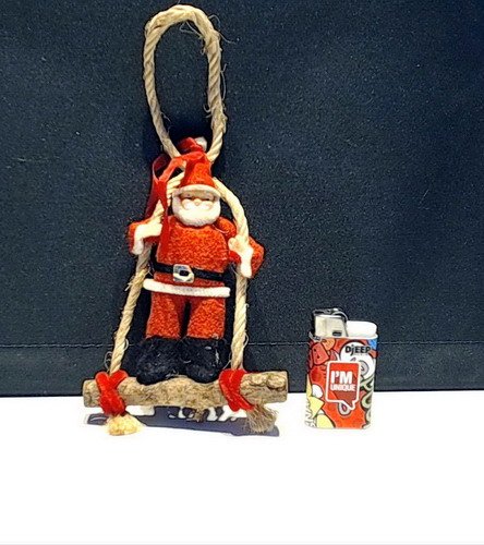 Nissemand på Gynge - Diverse Ting - Elffina's Genbrug (CD/DVD/Spil Shop)